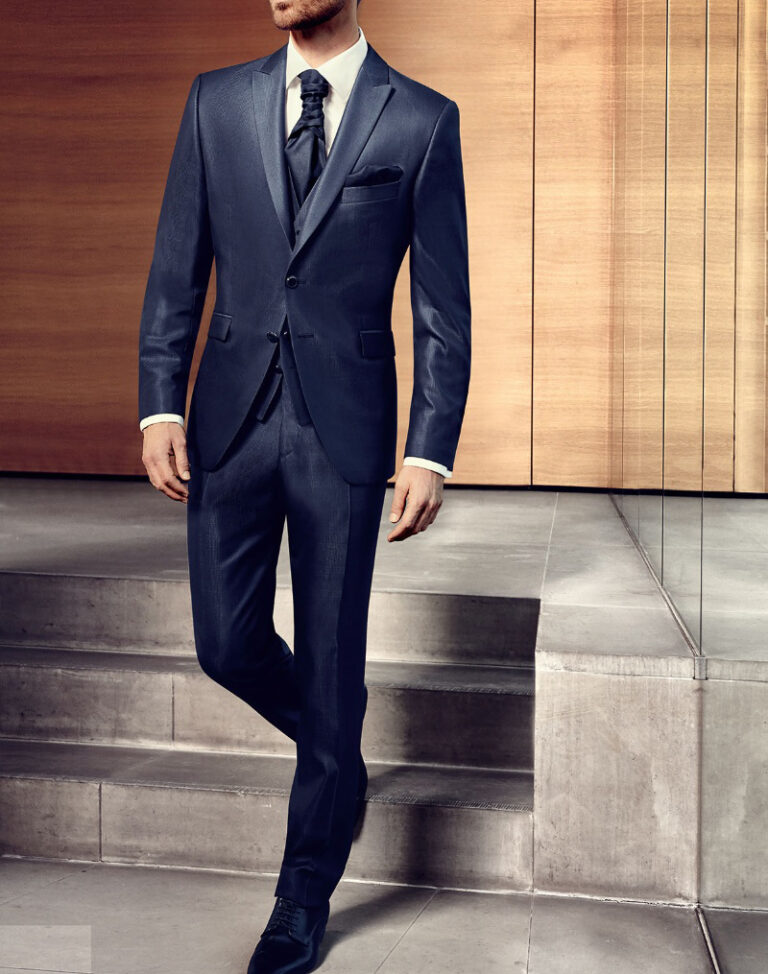 13 Best Suit Material: A Suit Fabric Recommendation Guide
