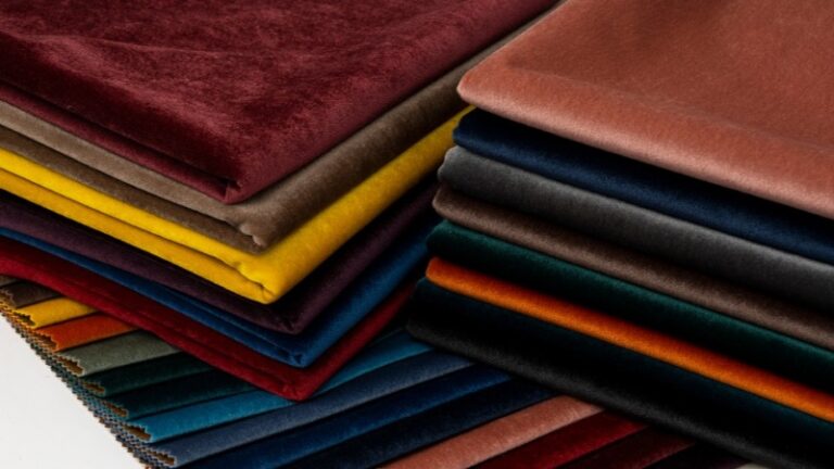 13 Best Suit Material: A Suit Fabric Recommendation Guide